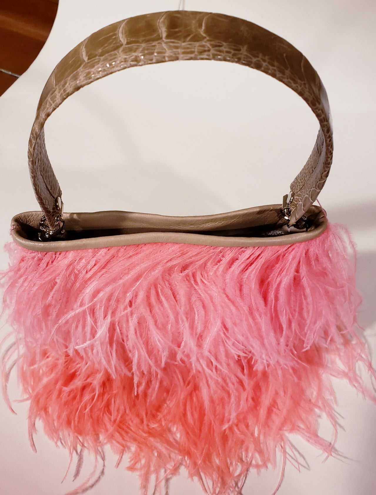 KOLUNTU | Handmade African Luxury | Fancy Feather Handbag